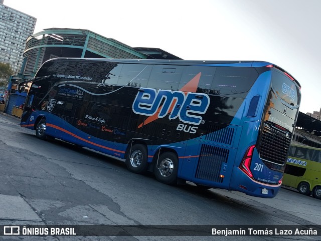 Pullman Eme Bus 201 em Estación Central por Benjamín Tomás Lazo Acuña - ID:10875164 - Ônibus Brasil