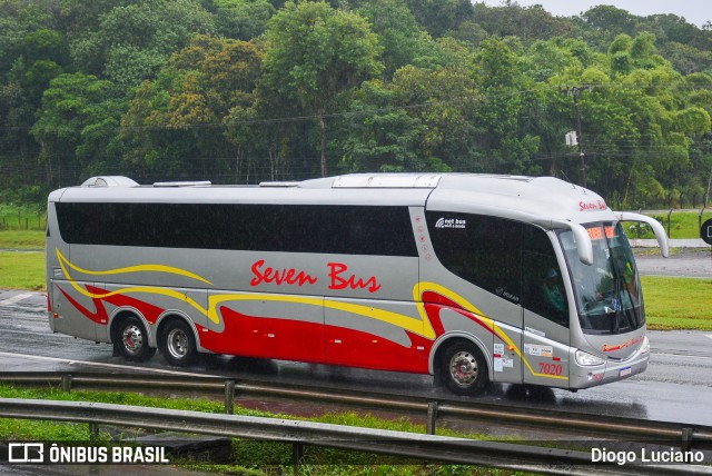 Seven Bus 7020 em Joinville por Diogo Luciano - ID:10896758 - Ônibus Brasil